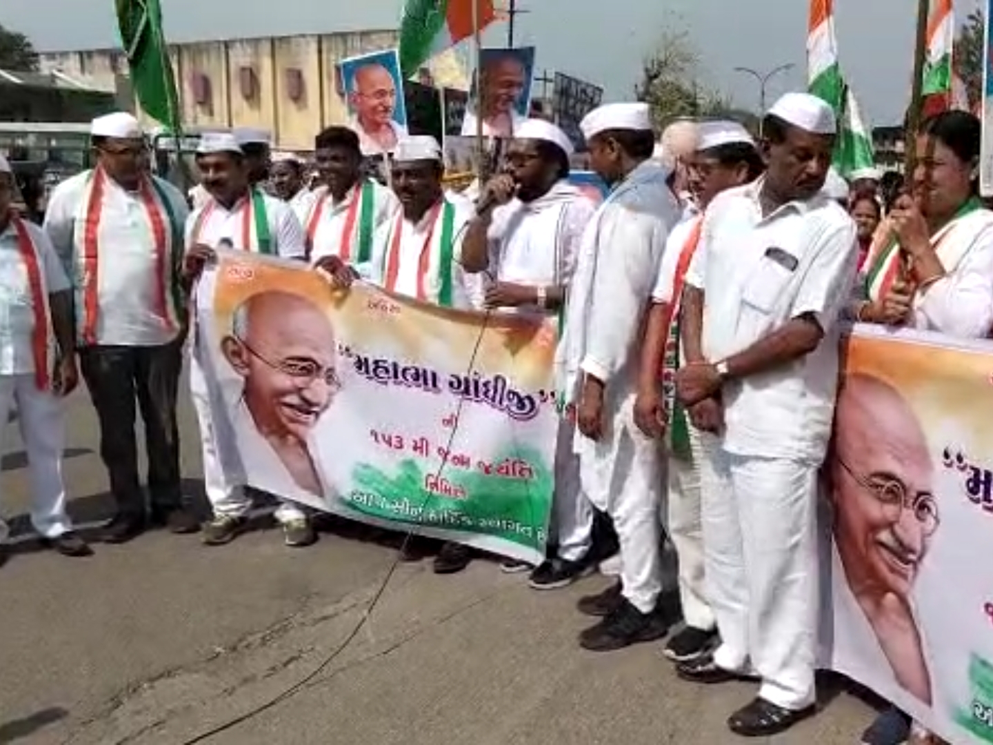 A program was held at Mandvi, Surat led by MLA; A walk was held from ...