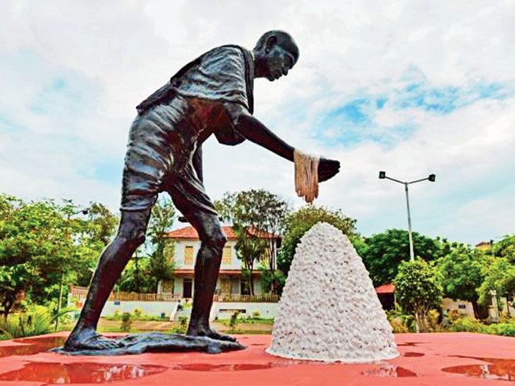 Mahatma Gandhi fought the biggest freedom movement in Navsari Dandi ...