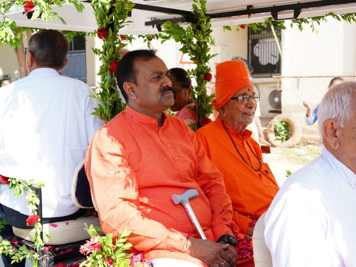 Param Pujya Swami Sachchidanandji, who was honored with Padma Bhushan ...