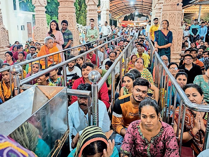 More than 50 thousand devotees thronged the Tulja Bhavani temple in ...