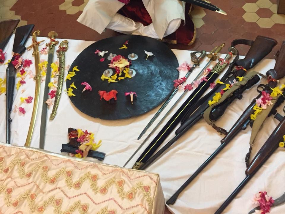 Shastra Poojan performed at Lunawada Rajmahal; Maharana ...