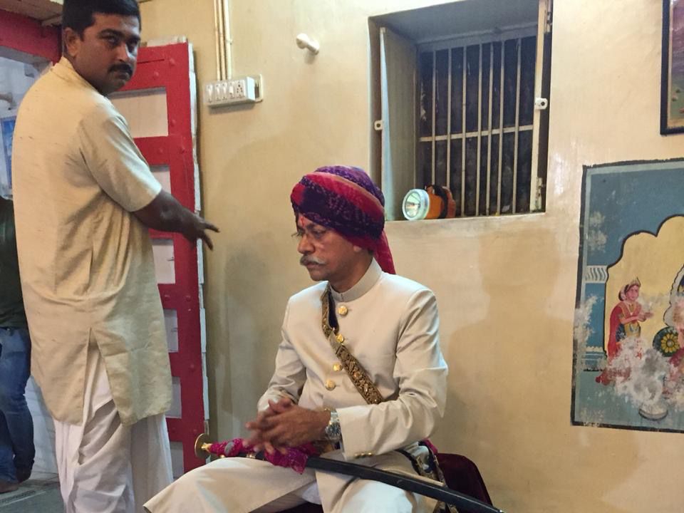 Shastra Poojan performed at Lunawada Rajmahal; Maharana ...