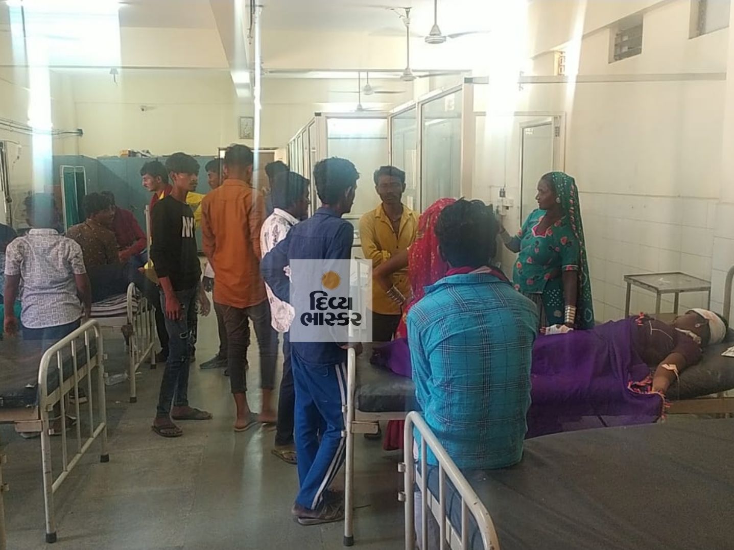 Over 30 injured as pick-up vehicle overturned on Fategarh-Gedi road in ...