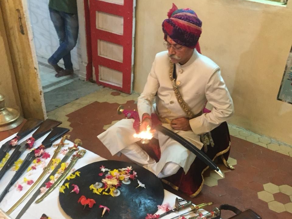 Shastra Poojan performed at Lunawada Rajmahal; Maharana ...