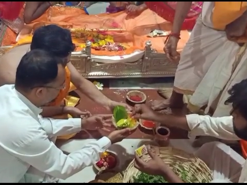 Shastra Pooja was held at Ranchhodraiji temple in Dakor, a legendary ...