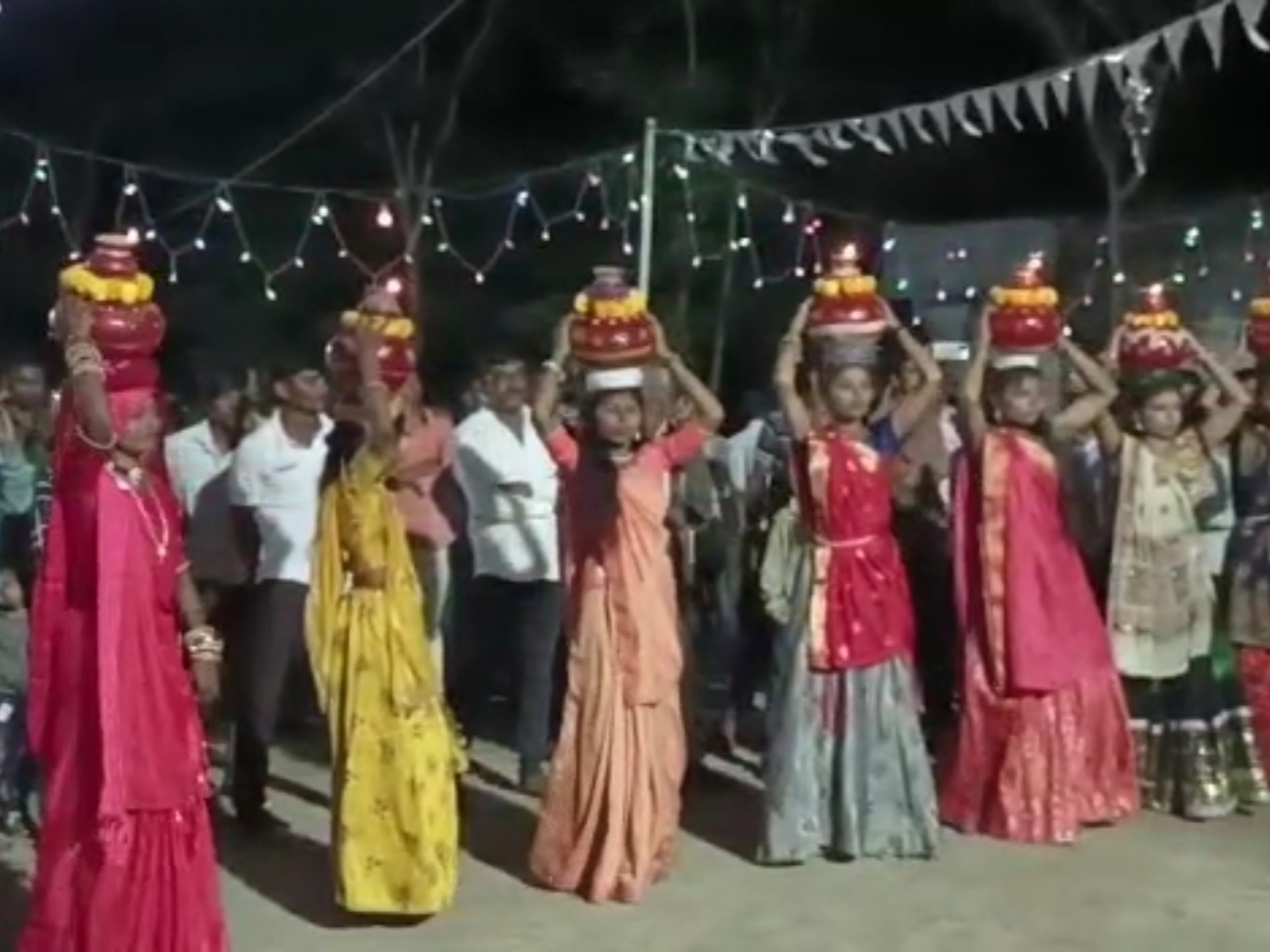 Devotional glorification of Mataji in Aravalli; Devotees wandered ...