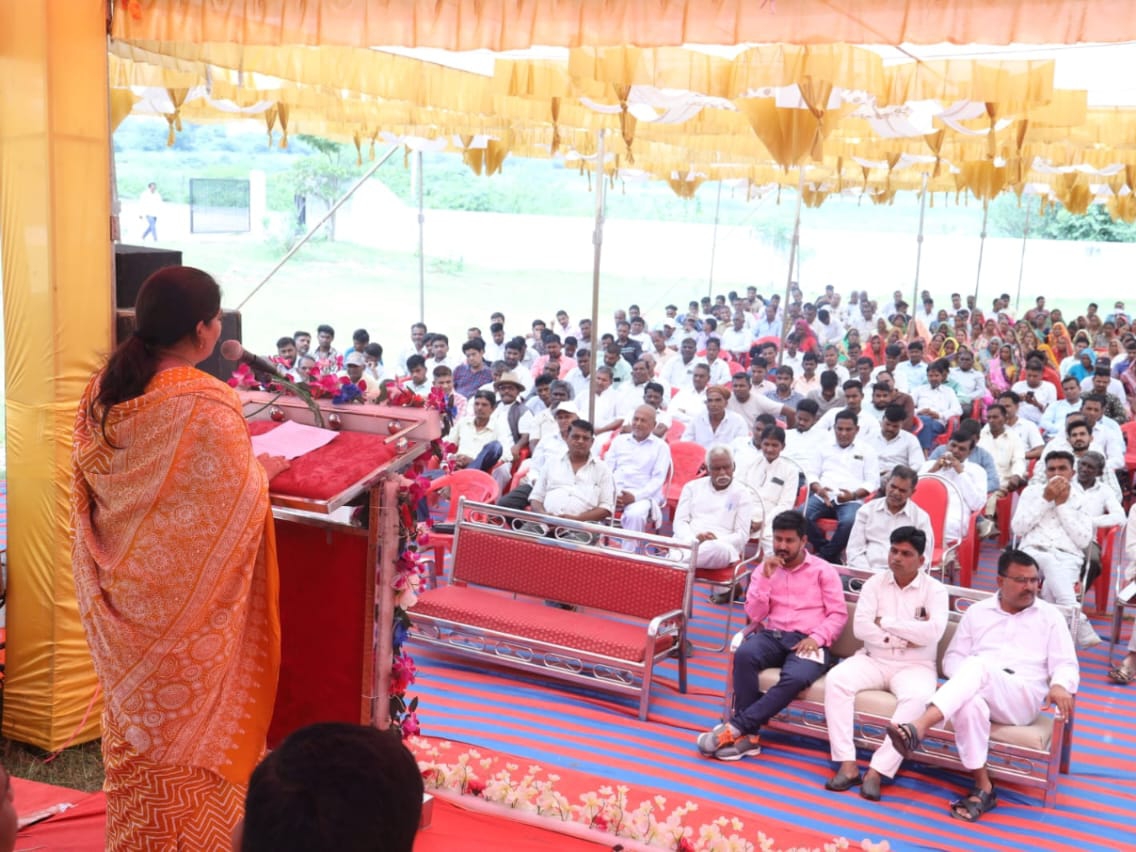 Under the chairmanship of Minister Nimishaben Suthar, development works ...