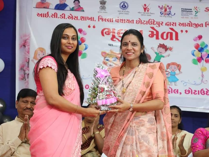 છોટા ઉદેપુરના દરબાર હોલ ખાતે જીલ્લા પંચાયત દ્વારા બાળકોના સર્વાંગી ...