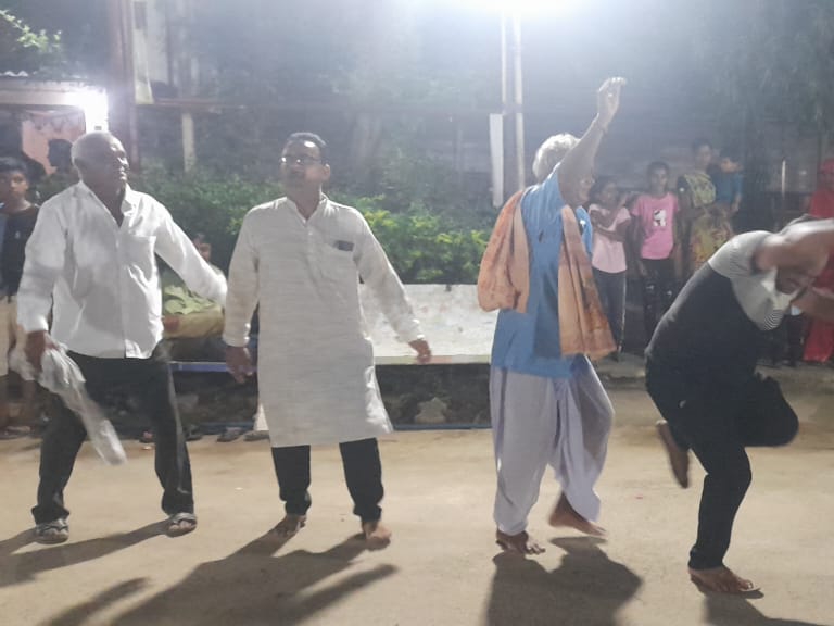 Sharad Poonam was celebrated at Raparia Hanuman Temple on Radhanpur ...