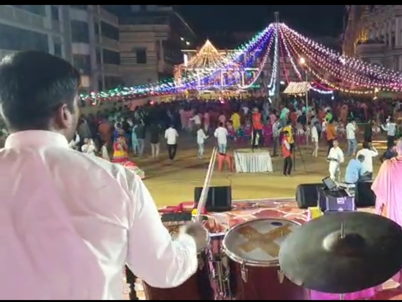 In Vadtal Swaminarayan Temple, Sharadotsav was celebrated with grandeur ...