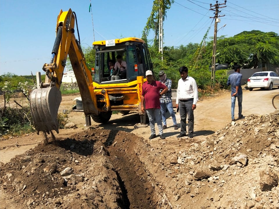An official of the Water Works Department inspected the pipeline ...