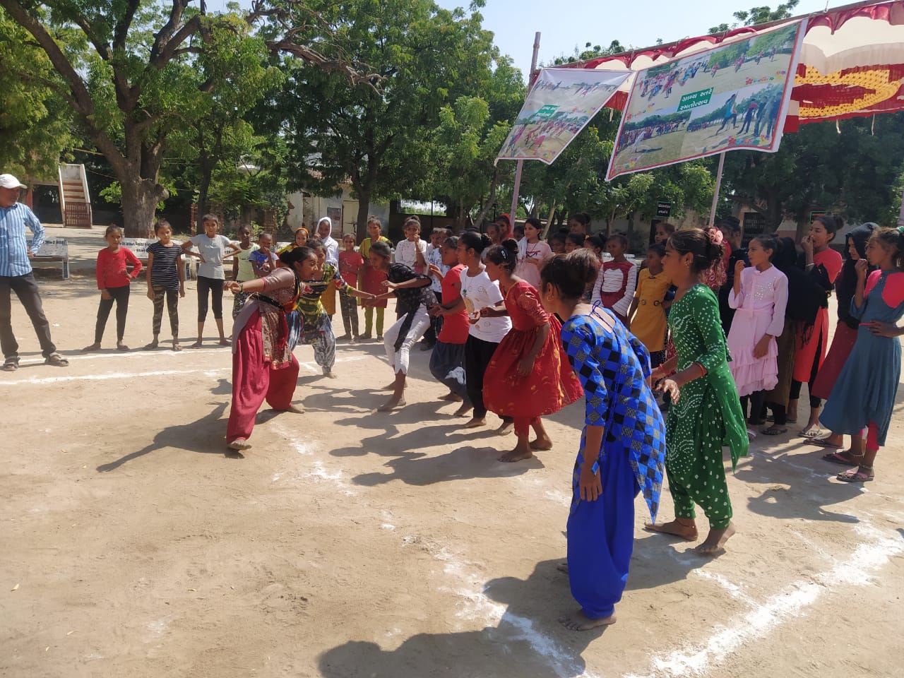 140 girls participated in Kabaddi competition held at Patdi, Jarwali ...