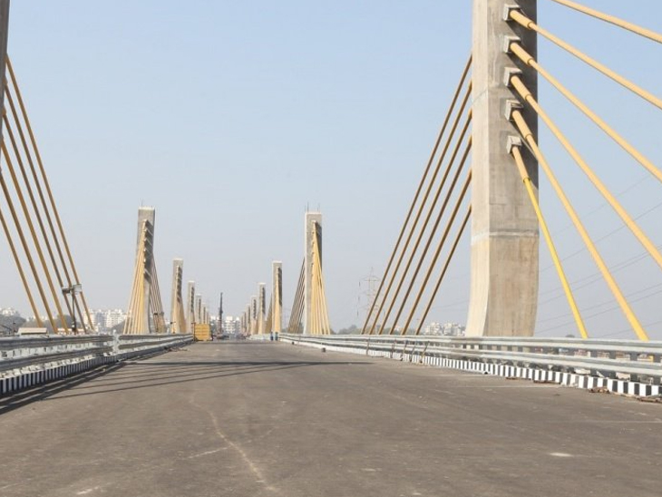 The Mindhola River Cable Bridge connecting Ubharat-Abhata will be available to people in three ...