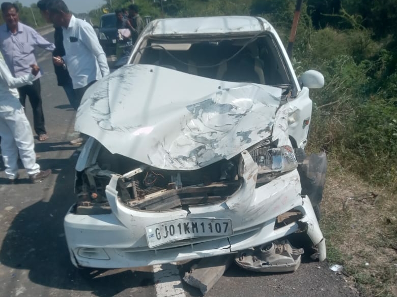 At Daran village of Kadi, Ascent car overturned and collided with Eco ...