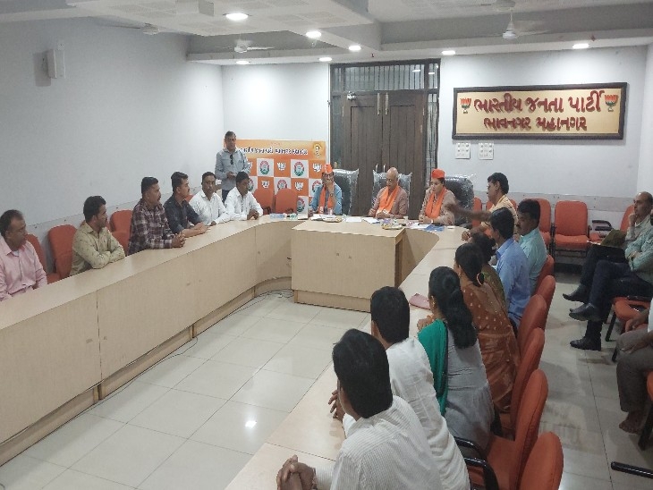 Bhavnagar East seat burst with contenders, more than 50 contenders ...