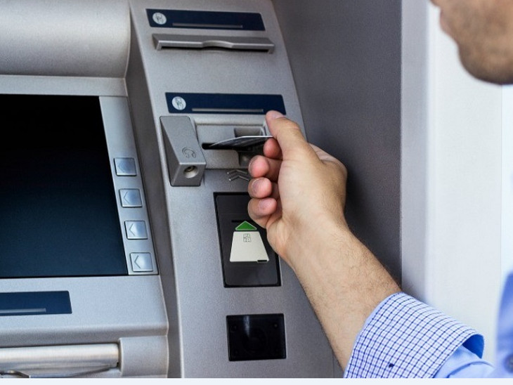 People bothered by frequent empty ATM machines in Khambhali; Demand a ...