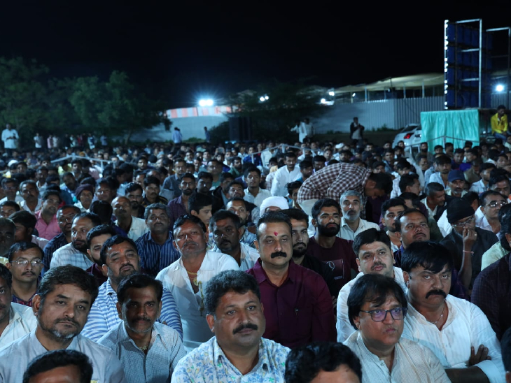 રાજુલા તાલુકામાં યોજાયેલો ડાયરો રાત્રિના 1 વાગ્યા સુધી ચાલતા જાહેરનામા ...