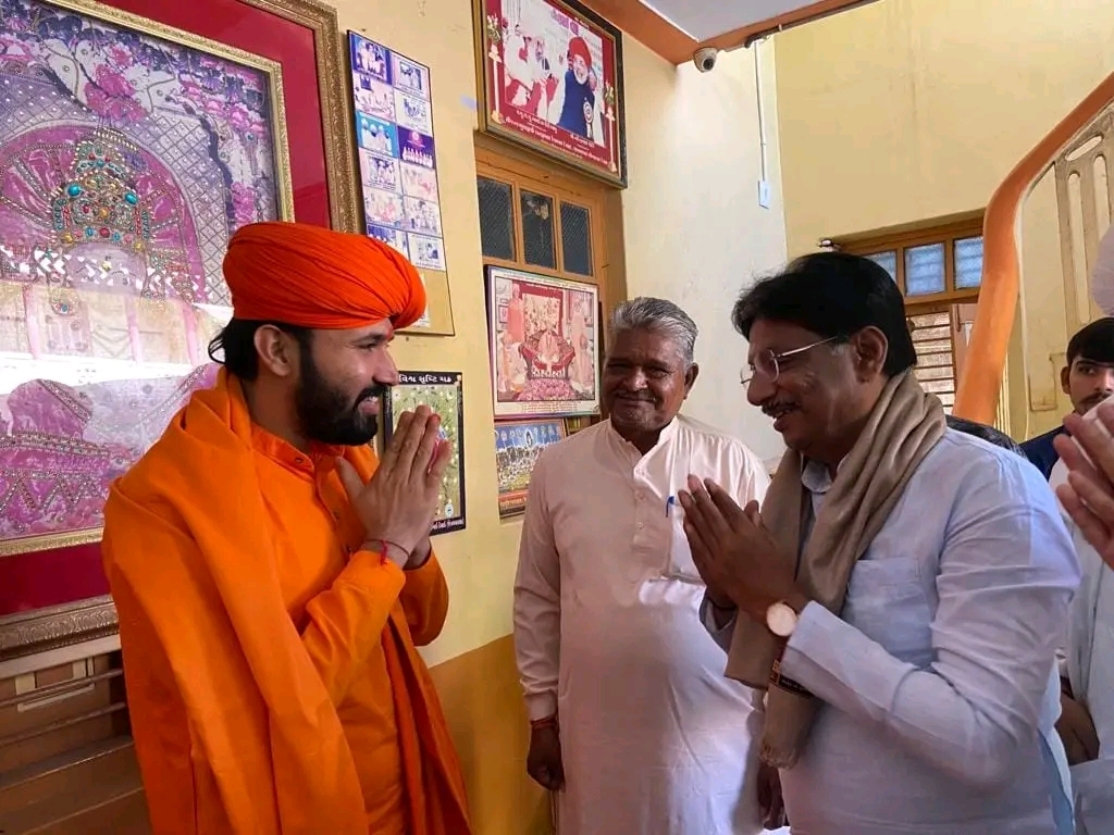 Expressed gratitude to all who received tickets at Visnagar seat ...