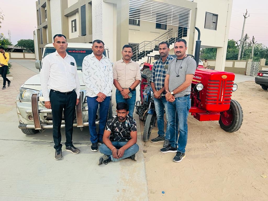 Banaskantha LCB Police solved the vehicle theft crime from three ...