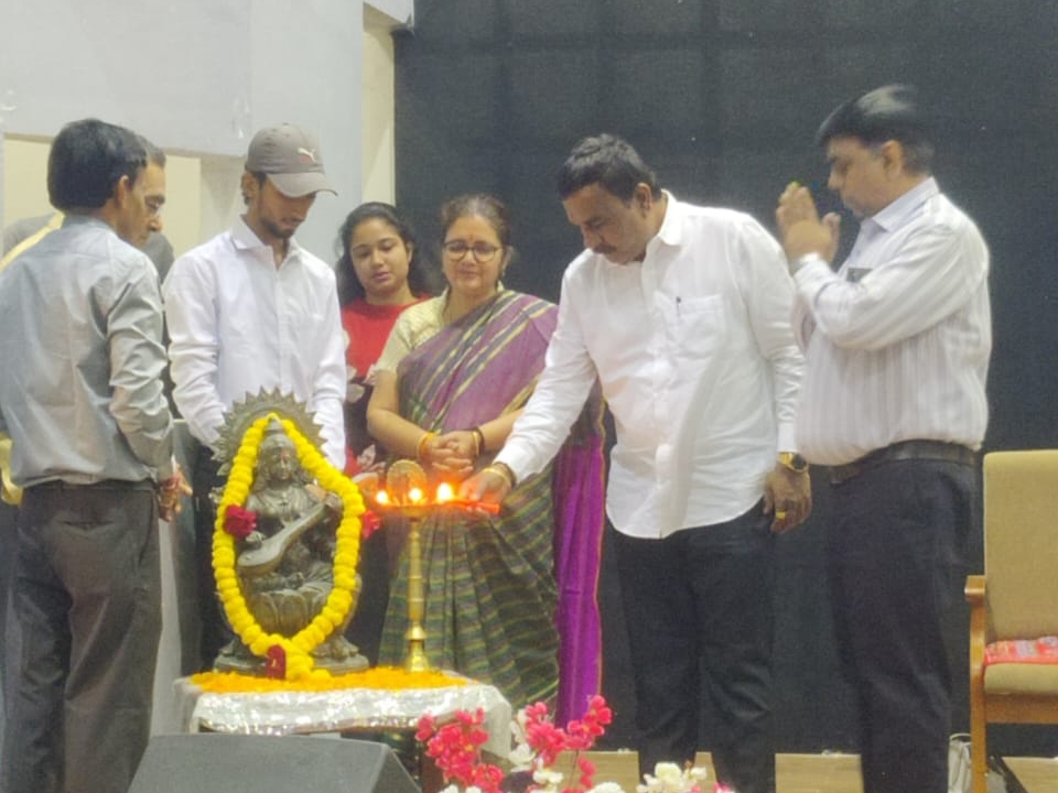 A seminar was held on the occasion of International Men's Day at ...