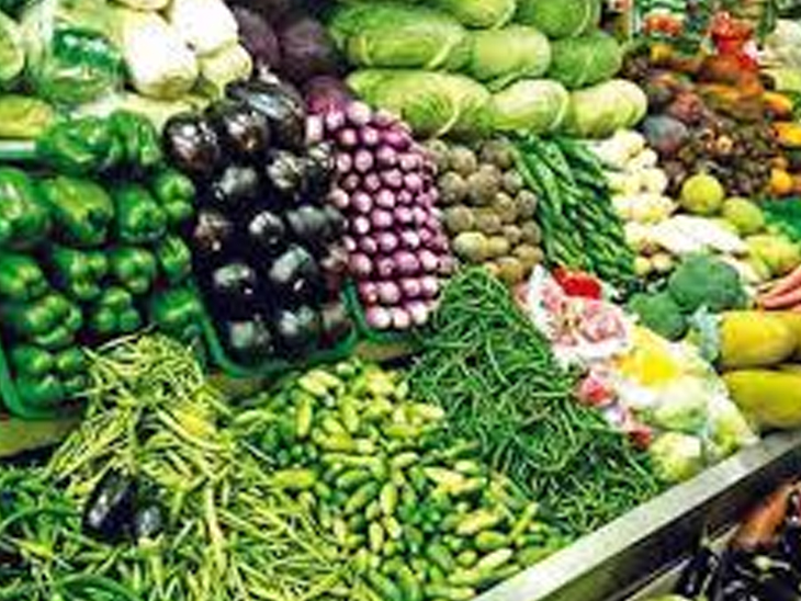 A month ago, 250 grams of vegetables were available for Rs 20, now 1 kg ...