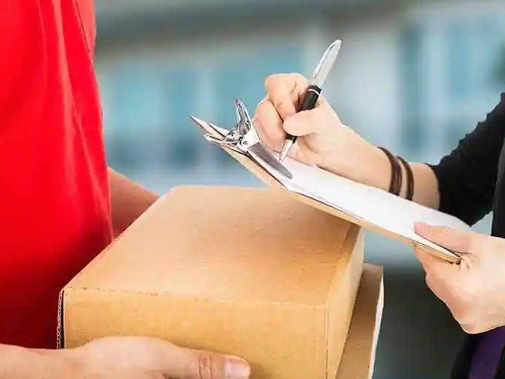 Angadia doing a business of Rs 4 crore a day forced to distribute ...