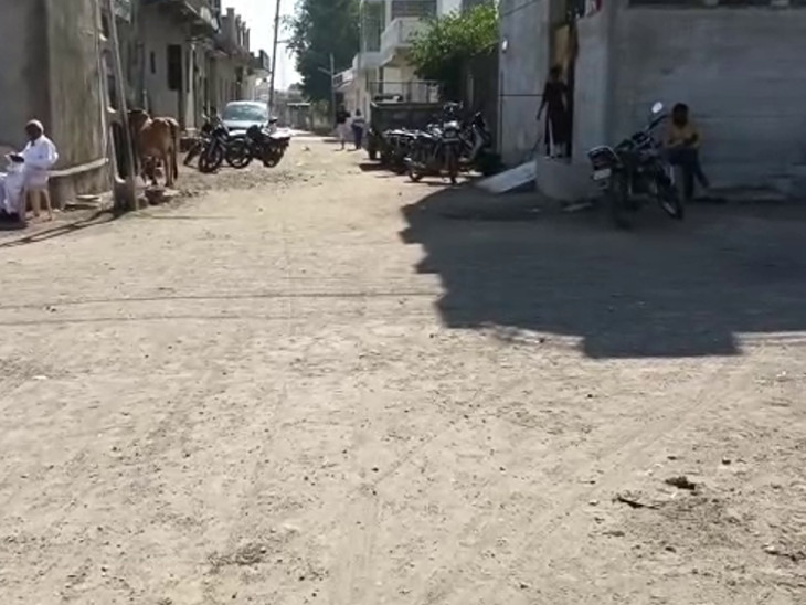In Atkot village of Jasdan, 200 people threatened to boycott voting ...
