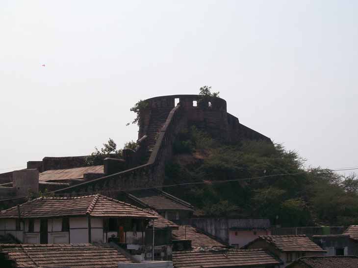Negligence of the system in maintaining the historical forts of Sihore ...