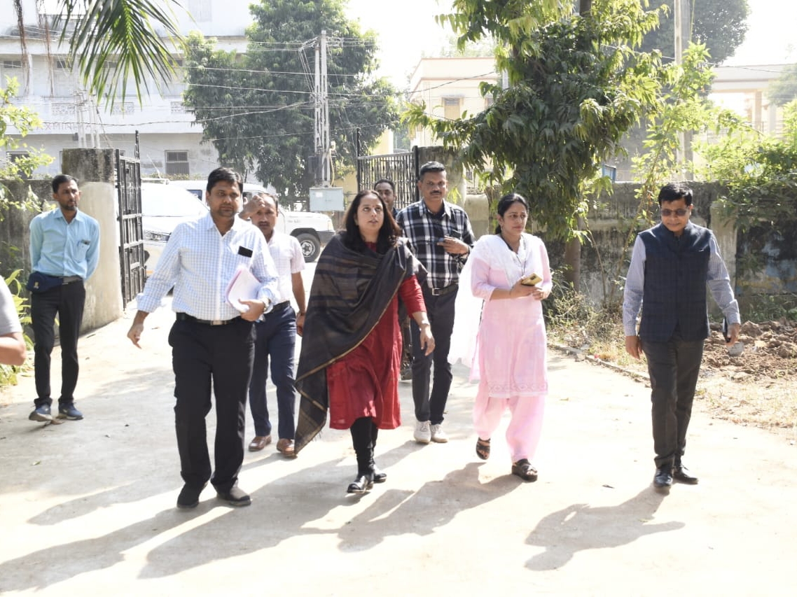 Remya Mohan, Accessibility Observer in Kheda District, reviewed the ...