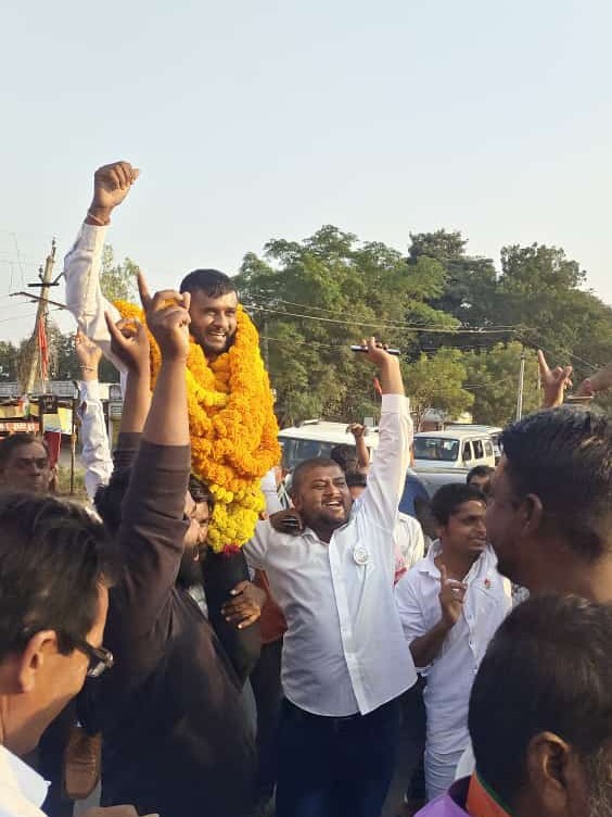 JB Solanki was given a grand welcome on his release from jail under ...