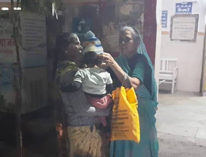 In Ratlam, bikers were first run over, then people waiting for buses ...