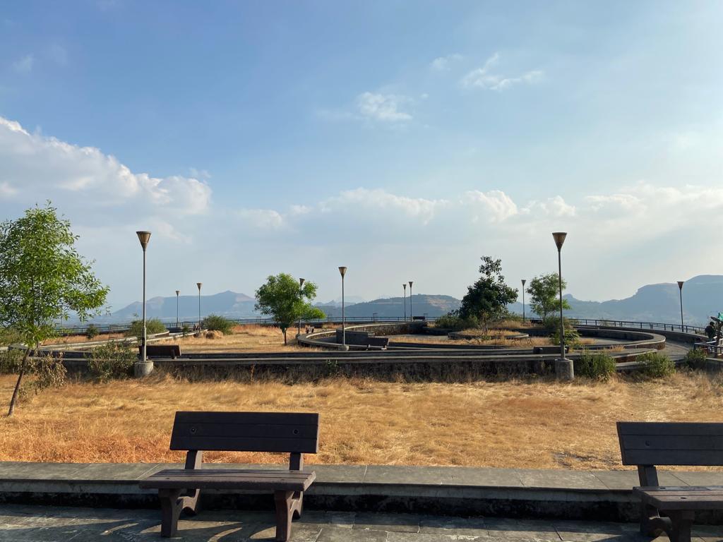 Concrete jungle at 'Table Point' and 'Sunrise Point' in Saputara ...