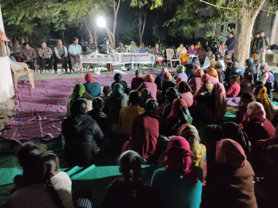 A dinner meeting was held at Lalawada under the chairmanship of ...