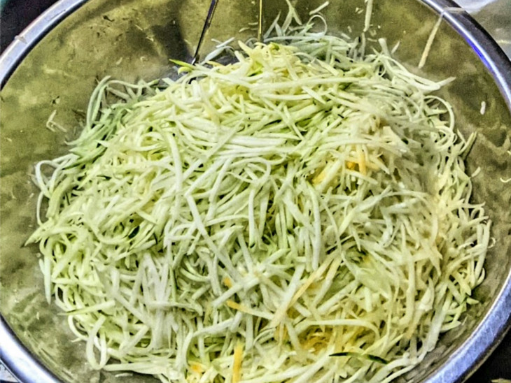Ahmedabad Shashi Chavanu, The same papaya mash on Chawana over the ...