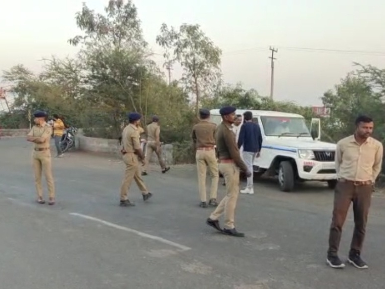 Amreli police nabbed 45 people who were returning from Diu in a drunken ...