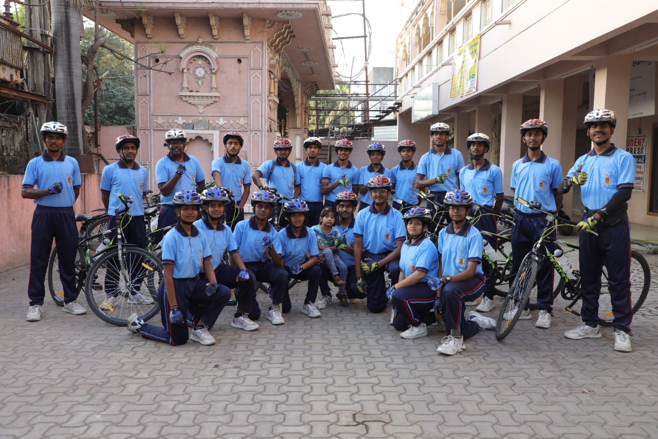 Cycle rally of NCC cadets from Sabarmati reaches Surat, will reach ...