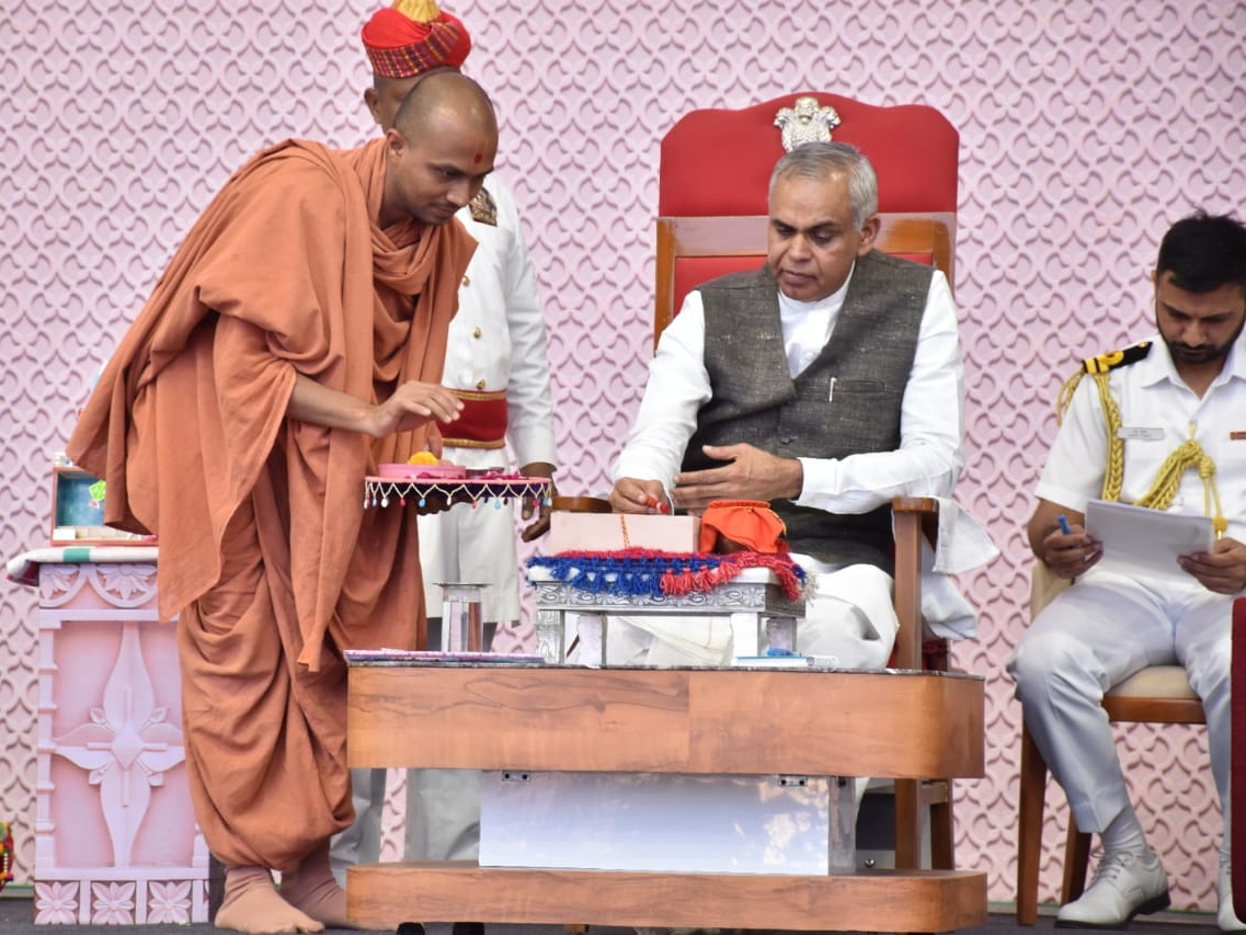 Governor Acharya Devvrat laid the foundation stone of the ...