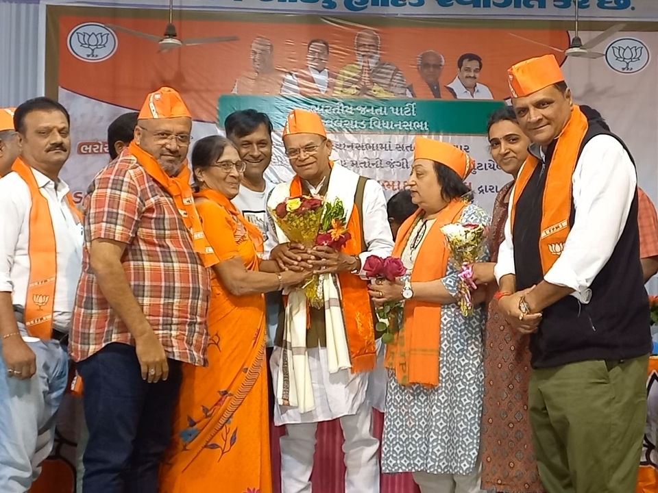 Valsad MLA Bharat Patel was felicitated by the district BJP, in the ...