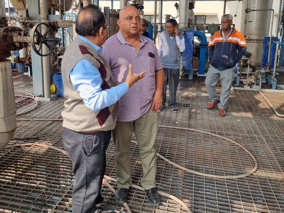 Zimbabwe Industry and Commerce Minister Raj Modi visits Narmada ...