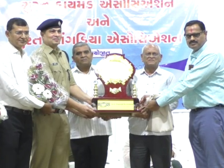 Angadia robbery incident in Dholka 2.65 crore goods returned after only ...