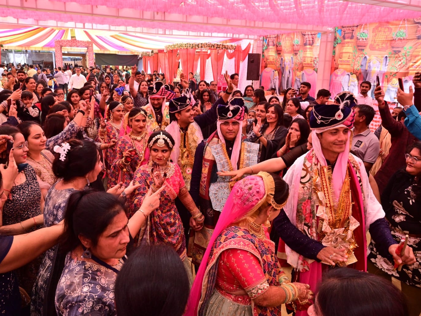 Five couples from the Sindhi community tied the knot in Una, the ...