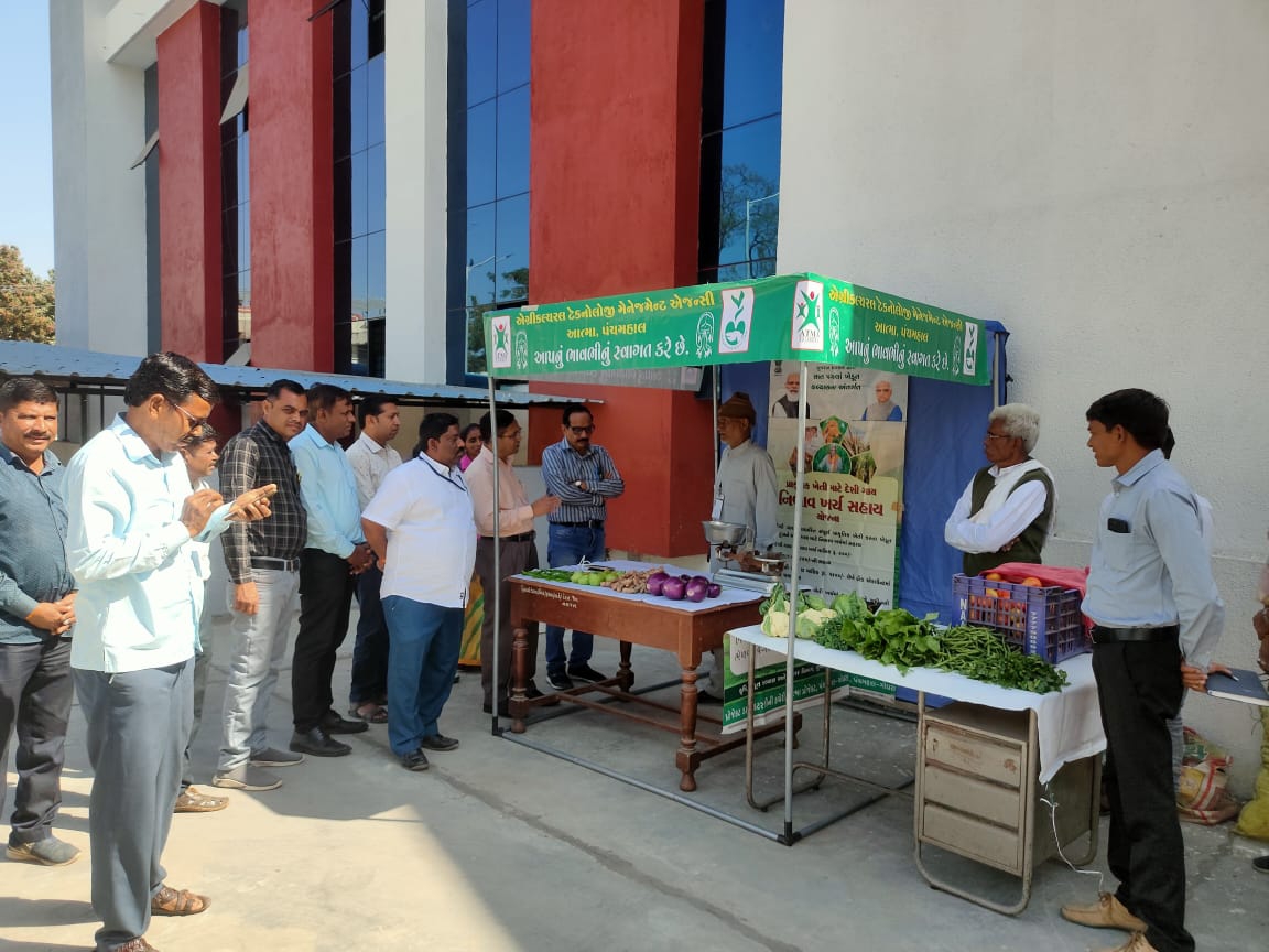 Two farmers from Morwa Hadaf set up a stall of organically grown ...