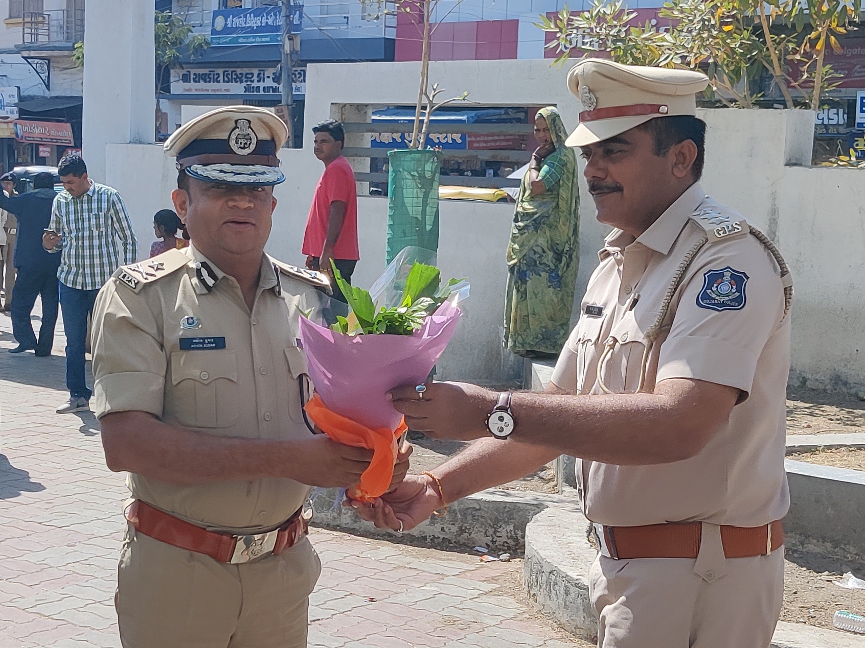 Loan fair organized by Rajkot Rural Police at Gondal Town Hall, Range ...