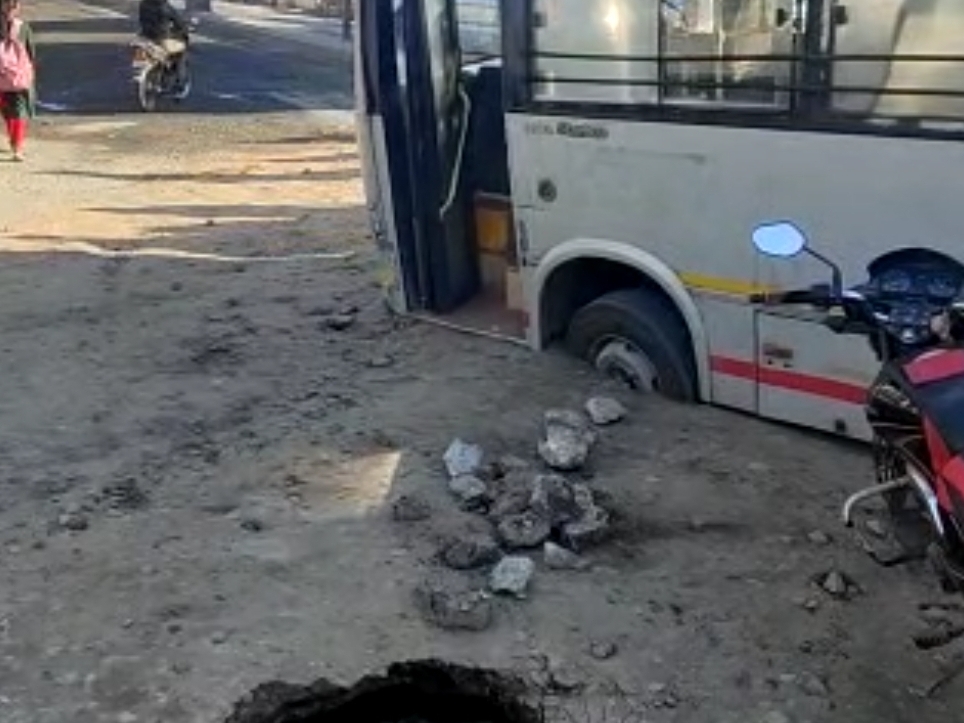 Indiscriminate excavations for development in Halol became a headache ...
