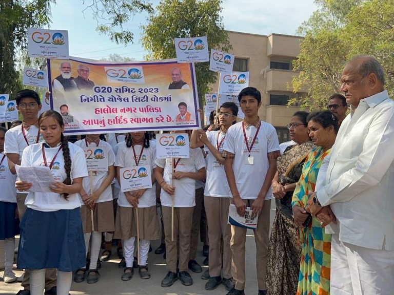 Marathon held in Halol city, 300 children of Kalav school along with ...