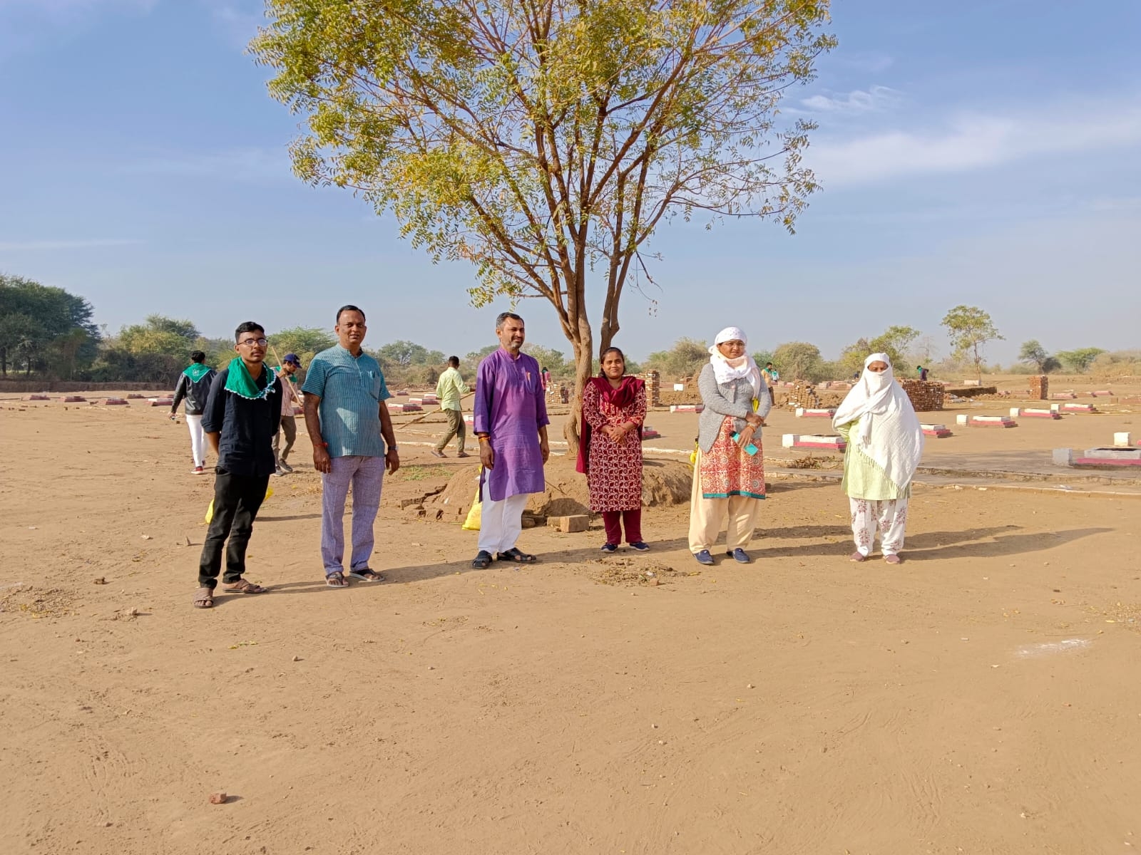 NSS camp organized by Gujarat Vidyapeeth at Moyad in Prantij ...