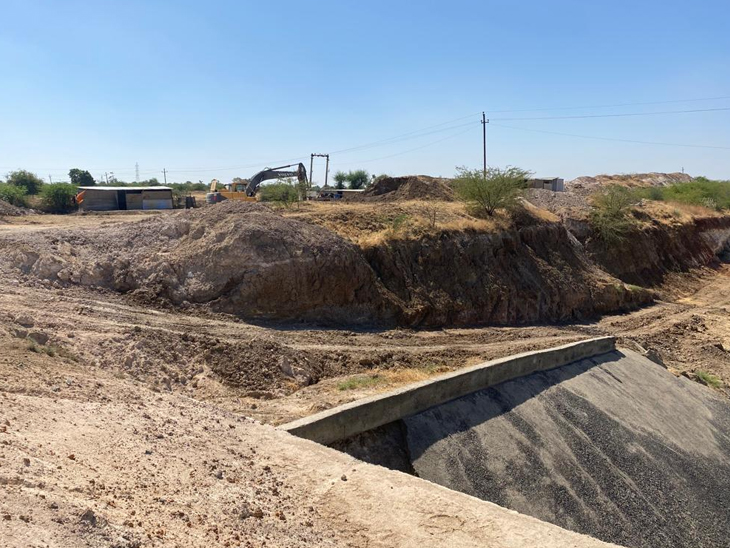 A siphon will be made underground in the Narmada Canal of Gagodar at a ...