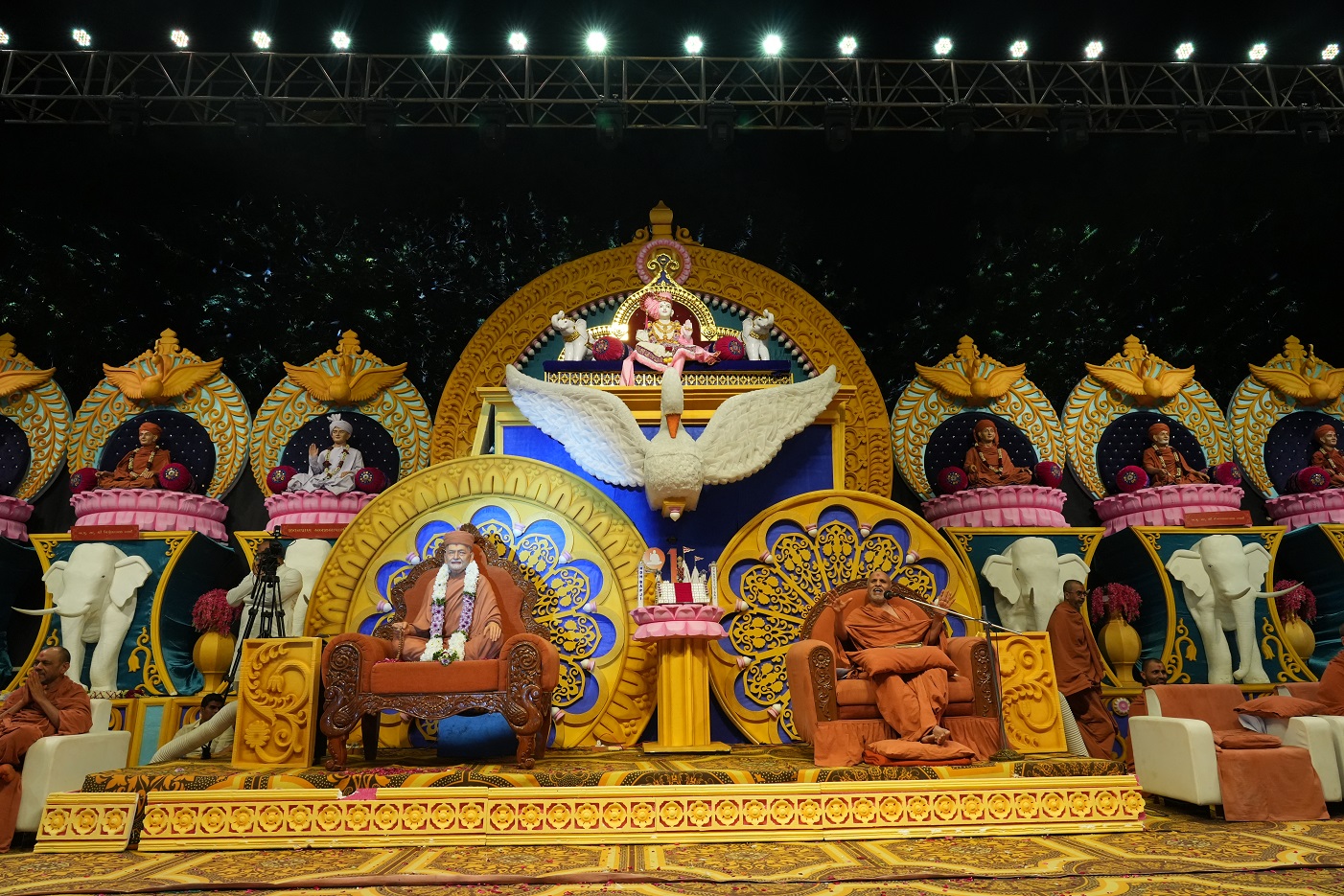 The present head of SMVS Swaminarayan Sanstha benefited thousands of ...
