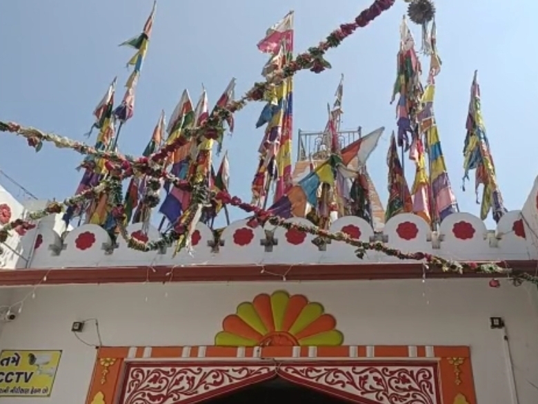 Ramdevji Maharaj's procession will leave in Halol; Organized Bhajan ...