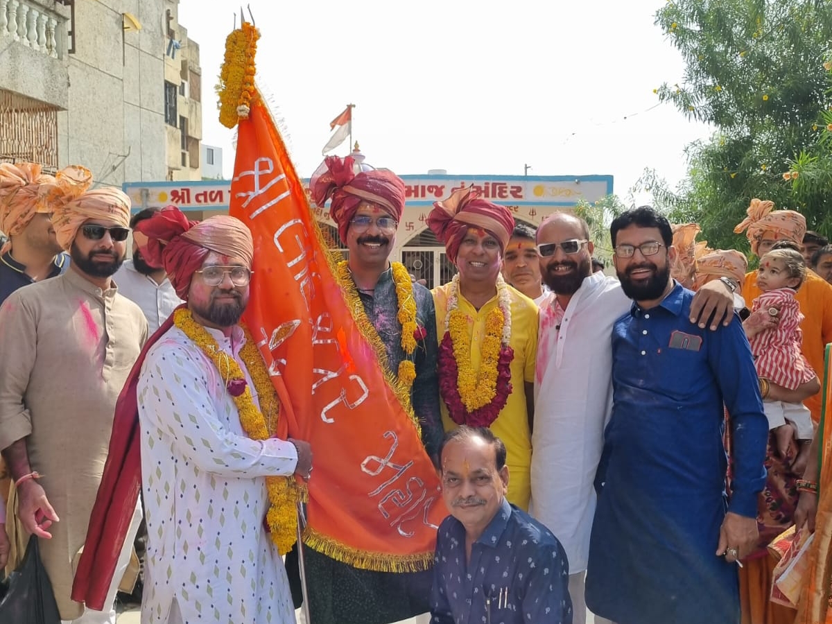 From Patan, Darji Samaj's foot association left for Loteshwar Mahadev ...